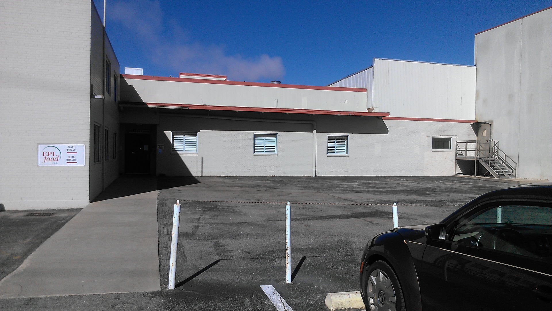 FPL Foods Outdoor Area Constrction & Cleaning | Verdant Landscape